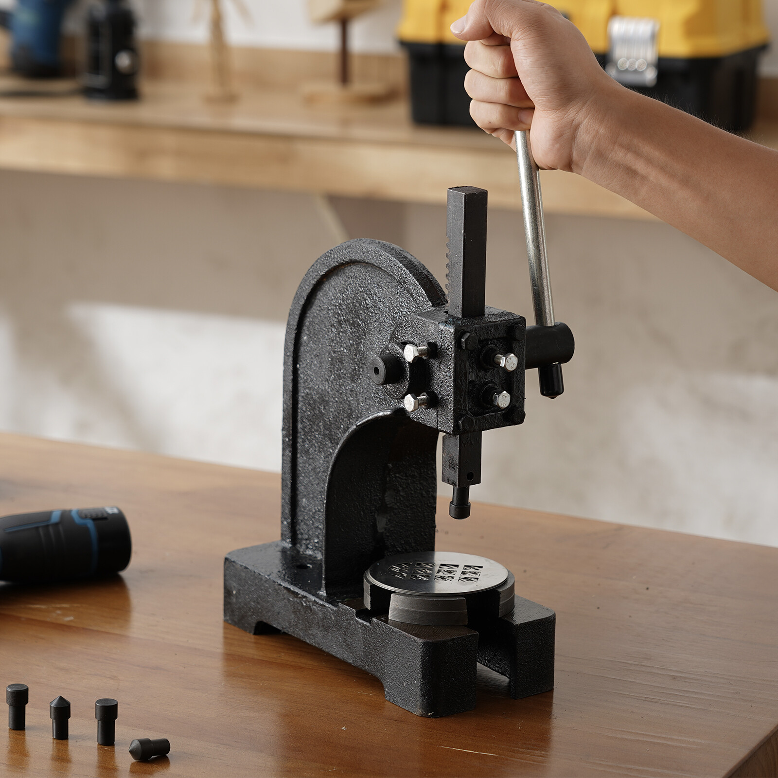 VEVOR Arbor Press 1/2 Tonne Manual Desktop Lever Mountable Bearings ...