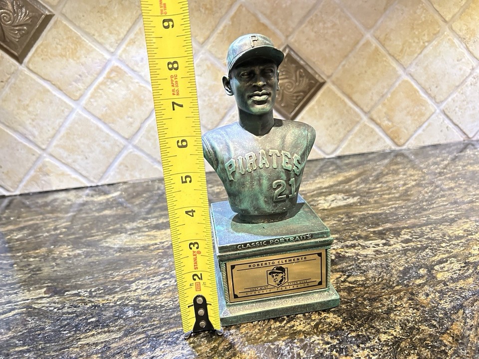 Roberto Clemente 2003 Upper Deck Classic Portraits Bronze Bust 8.5” PGH ...