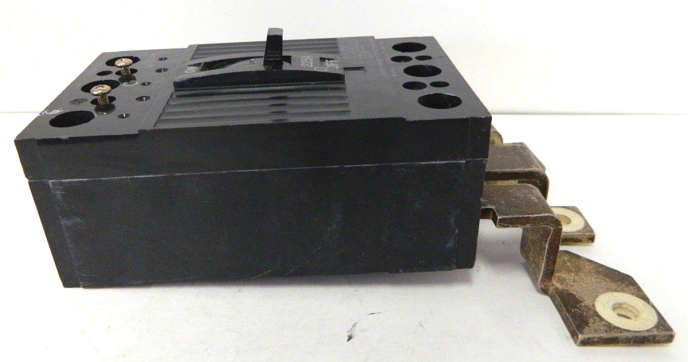 GE TQD32225 Circuit Breaker w/ Main Copper Detail 3 POLE 225 AMP 240 ...