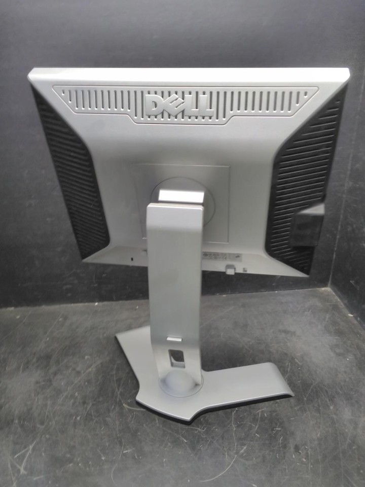 Dell One Dell Way Flat Panel Monitor Model: 1707FPt (78-194-10) 227900 ...