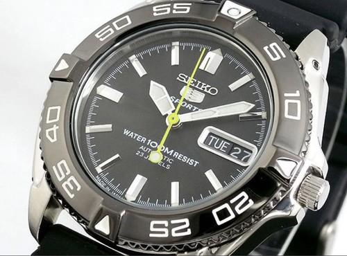 Seiko 5 Sports SNZB23J2 Cal.7S36 Day Date 23 Jewels Automatic Mens ...