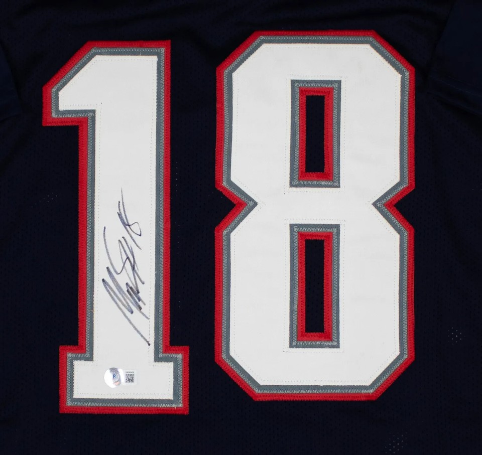 Matthew Slater Signed New England Patriots Jersey (Beckett) 3xSuper ...