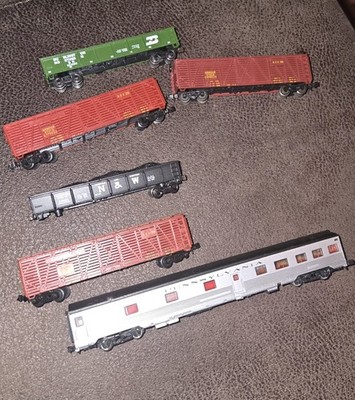 Lot Of 5 N Scale Freight Cars And One Passenger Car | eBay