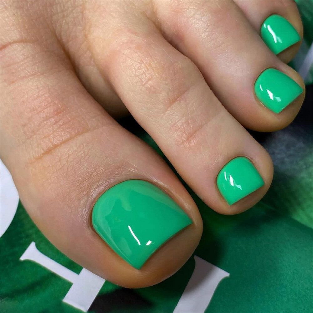 Green Toe Nail Designs