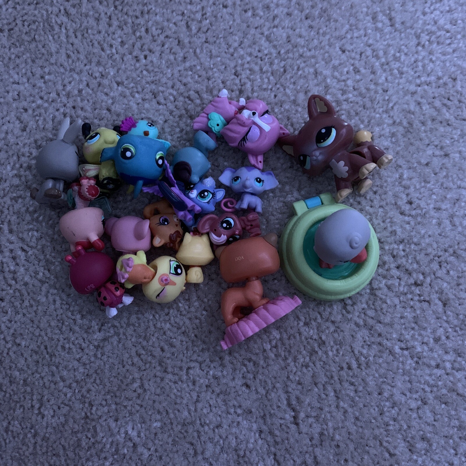 Lot of 2 LPS. Plus 1 Bonus Pet | eBay