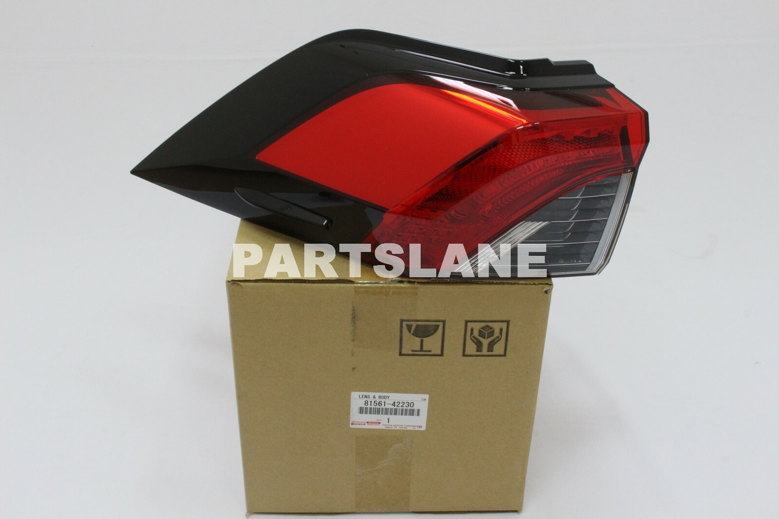 Toyota RAV4 2019-2022 OEM Rear Left Combination Lamp Lens and Body ...