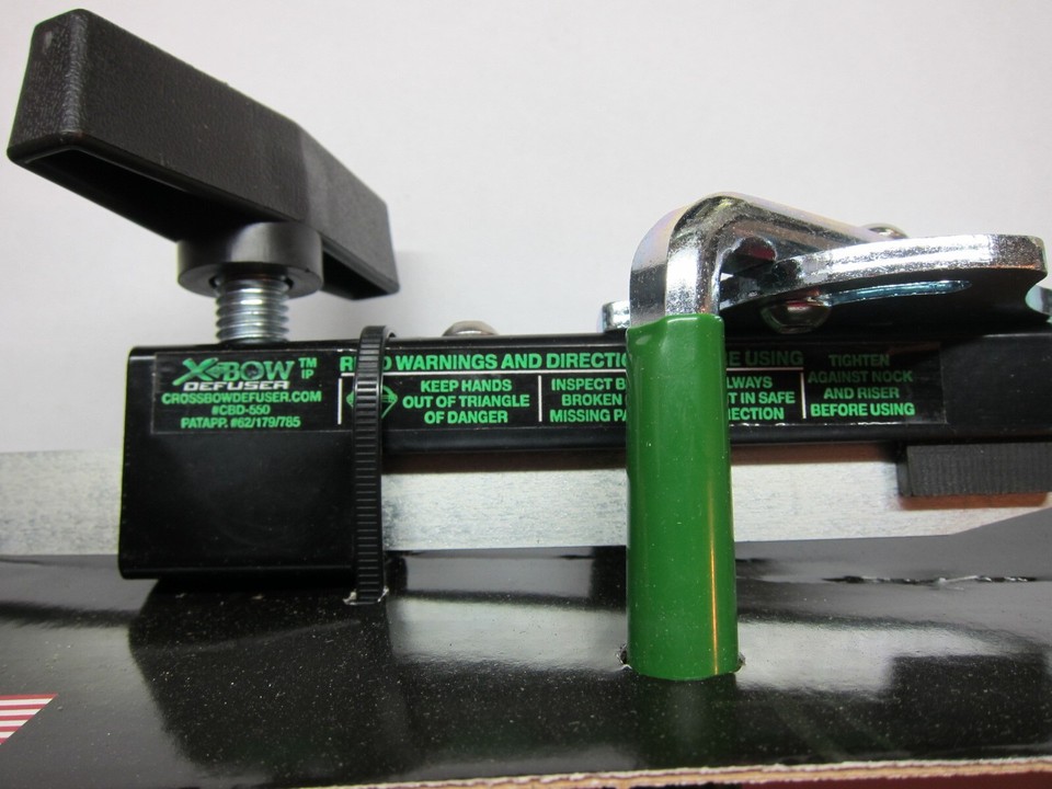 NEW XBOW Defuser Universal Crossbow Decocking Device USA LOTS More ...