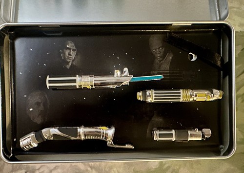 Disney Star Wars Weekends 2009 Lightsaber Pin Set LE 1000 Yoda Mace ...