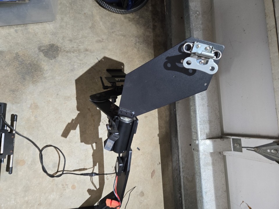 LUND Laptop Stand Mount Datalux Keyboard With Tray UNV-SASK CVPI P71 ...