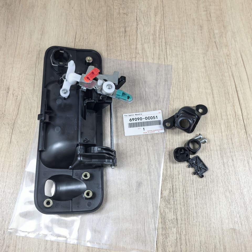 OEM Tailgate Latch Handle For 2007-2013 Toyota Tundra 69090-0C051 US ...