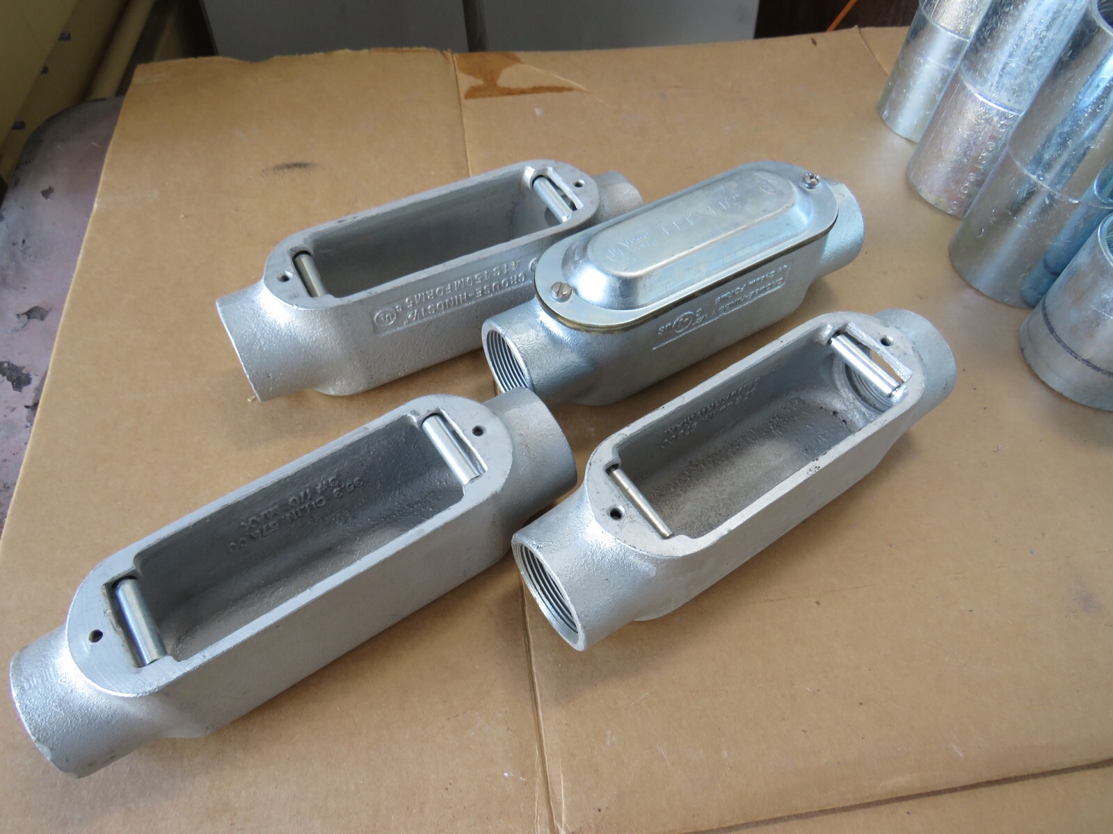 Eaton Crouse-Hinds C150M CG 1-1/2” Form 5 Conduit Body LOT OF 4!!! | eBay