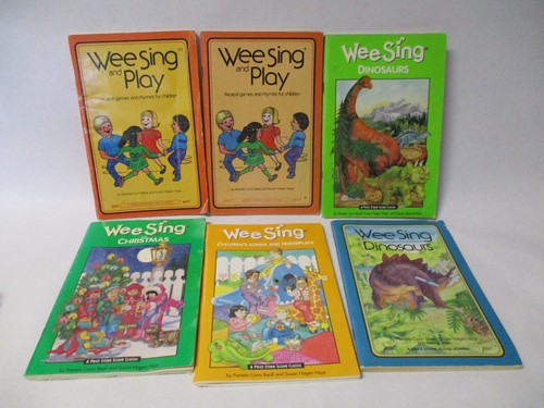 Lot 6 "Wee Sing" Children Song Books, Price Stern Sloan Classics ...