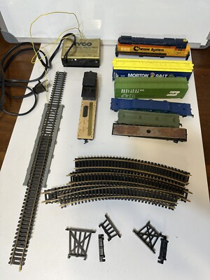 Lot of 25 + Pieces HO Scale Rail Train Track Tyco Transformer Parts ...