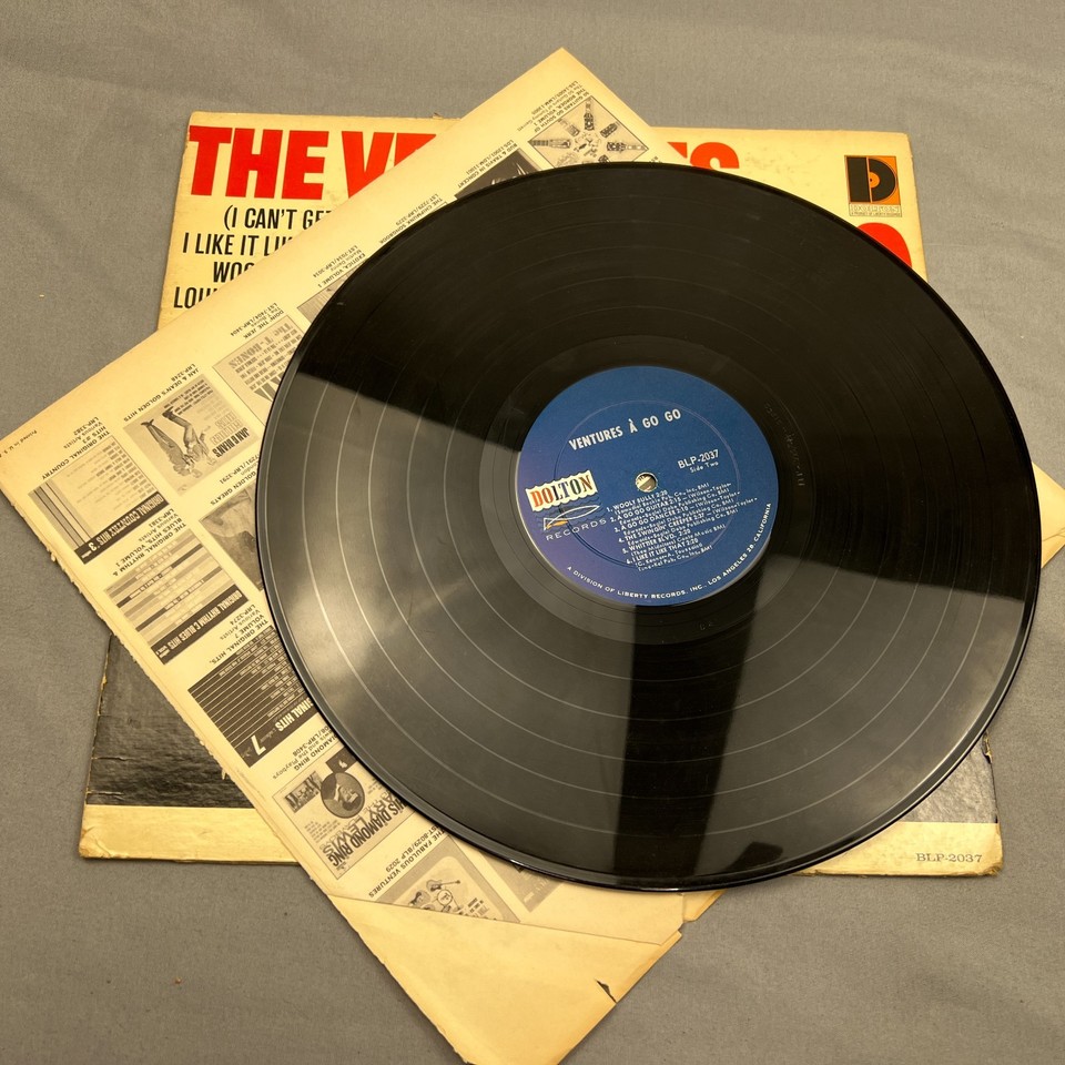 Vinyl LP 33 RPM Record The Ventures - A Go Go | eBay