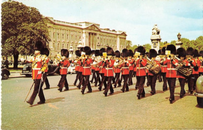 Postcard Guards Band Buckingham Palace London England UK | eBay