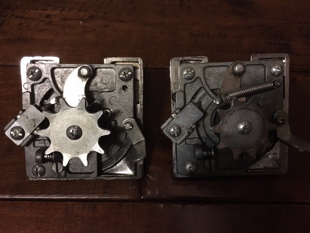 2 vending coin mechanism 25 cent gumball Mech Northwestern Folz Ashland ...