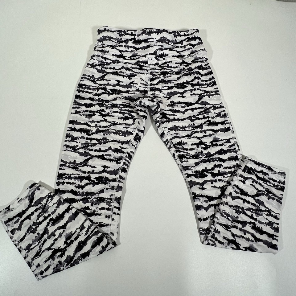 Fabletics Women's Leggings Animal Print Black White Tiger Size Med | eBay