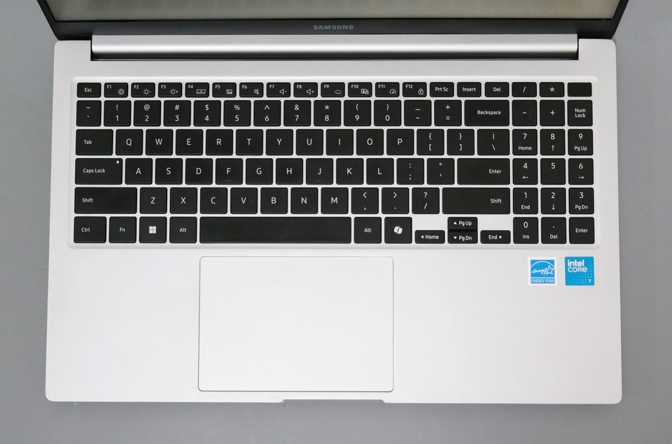 Samsung Galaxy Book4 NP750XGK-KS2US 15.6" Core 7 150U 16GB 512GB SSD | eBay