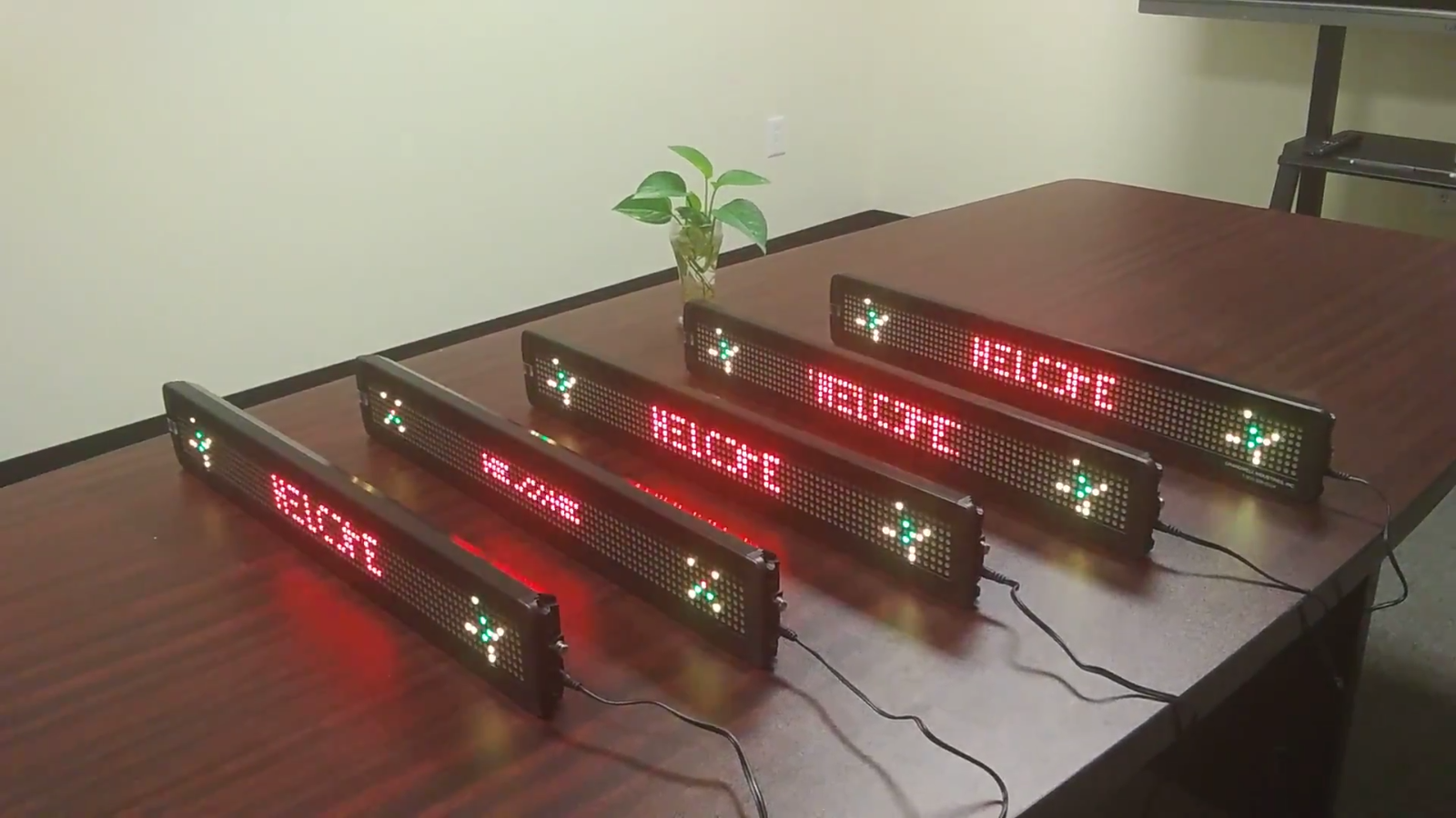 Programmable Tri-Color LED Sign with Remote 4"x26", Electronic Message ...