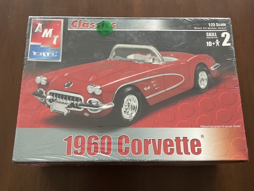 AMT 31541 1/25 Scale 1960 Chevy Corvette Convertible Plastic Model Kit ...