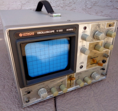 HITACHI V-302 ANALOG OSCILLOSCOPE 30MHZ 2 CHANNEL TESTED POWERS ON | eBay