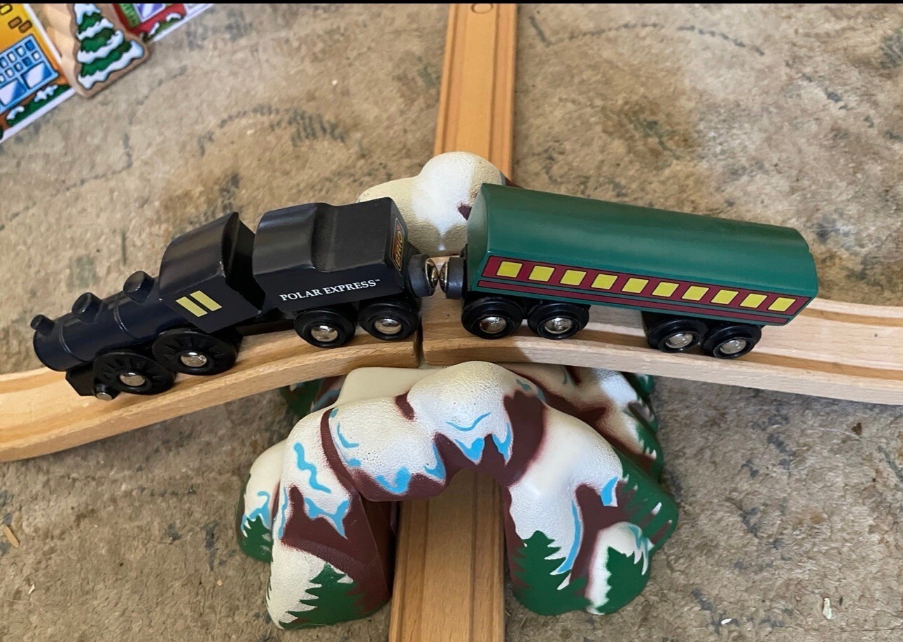 32501 BRIO Wooden Train Polar Express Holiday Set! Thomas! Nice ...