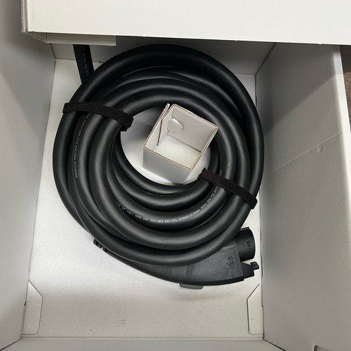 Wallbox (EV) Charger Pulsar Plus Level 2 Electric Vehicle 11.5kw 48A ...