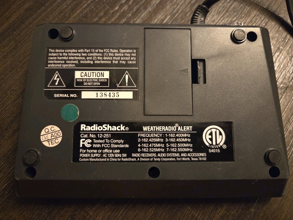 Vintage RadioShack 12-250 Weatheradio Alert NOAA Weather Radio TESTED ...