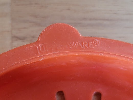 Vintage Tupperware Orange Hand Squeeze Juicer Citrus Reamer #409 | eBay