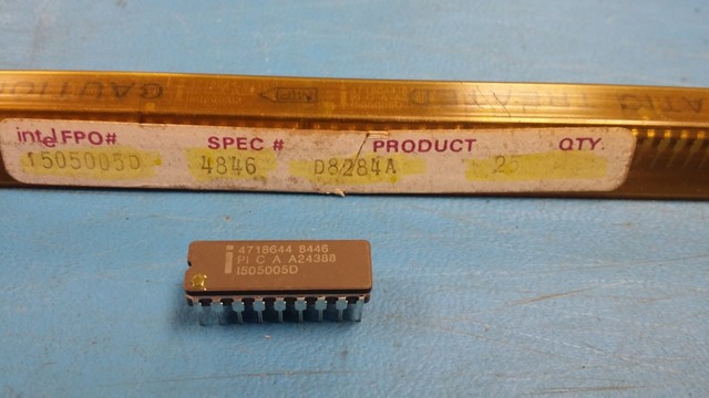 Intel D8284A IC 8284 Clock Generator for 8086 8088 Ceramic - Socket ...