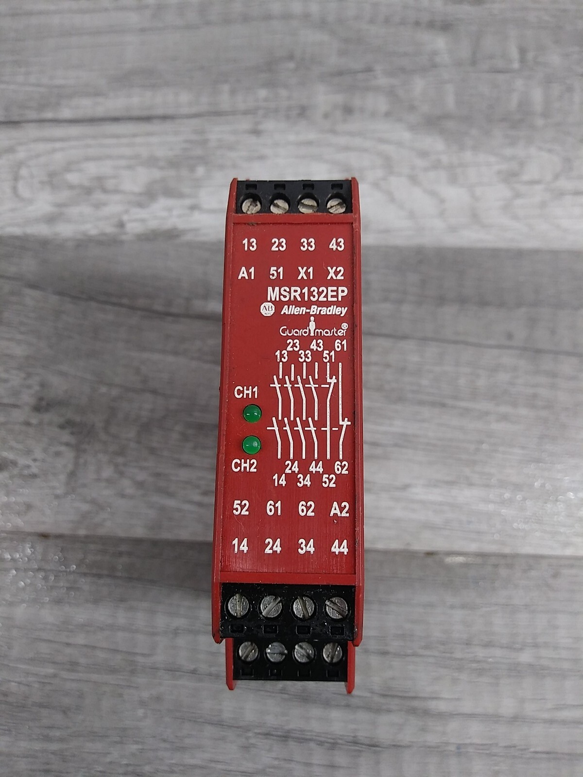 Allen Bradley GUARDMASTER SAFETY RELAY-MSR132EP | eBay