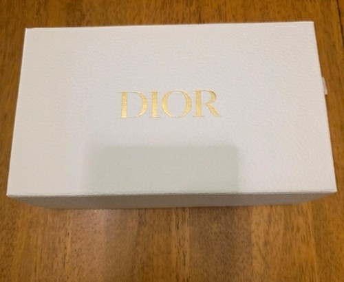 Dior Luxurious White Box with Gold Logo, Include Tissue Papers & Ribbon ...