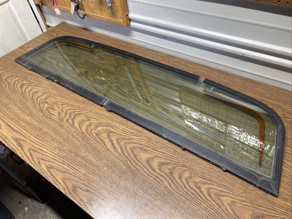 2013 Cadillac Escalade EXT / Avalanche Rear Back Heated Glass Window ...