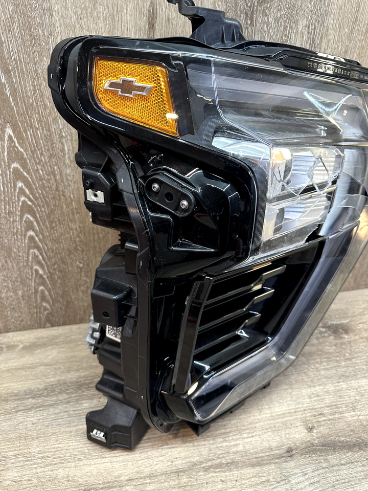 2024 CHEVY SILVERADO 2500 3500 Full LED HEADLIGHT PASSENGER SIDE RH OEM ...