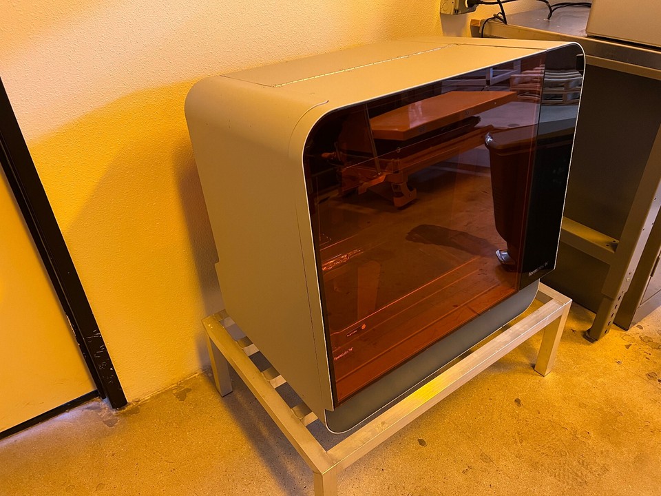 FormLabs Form 3L Large Format 3D Printer - Includes Resin Trays, Resin ...