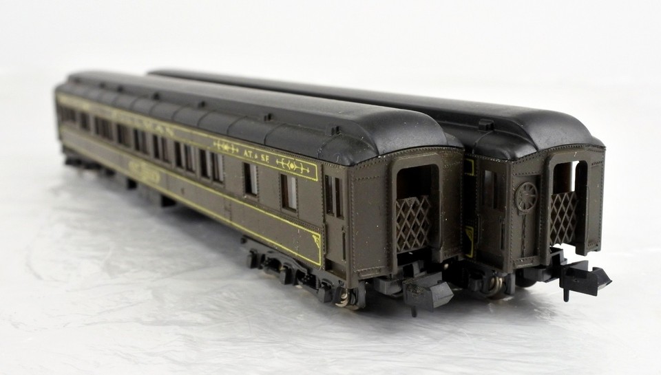 ATLAS N SCALE TWO 2601 SANTA FE PULLMAN CAR #ST.CROIX | eBay