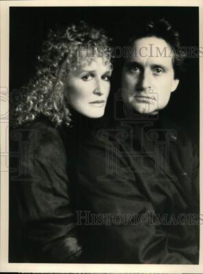 1990 Press Photo Glenn Close & Michael Douglas in "Fatal Attraction" | eBay