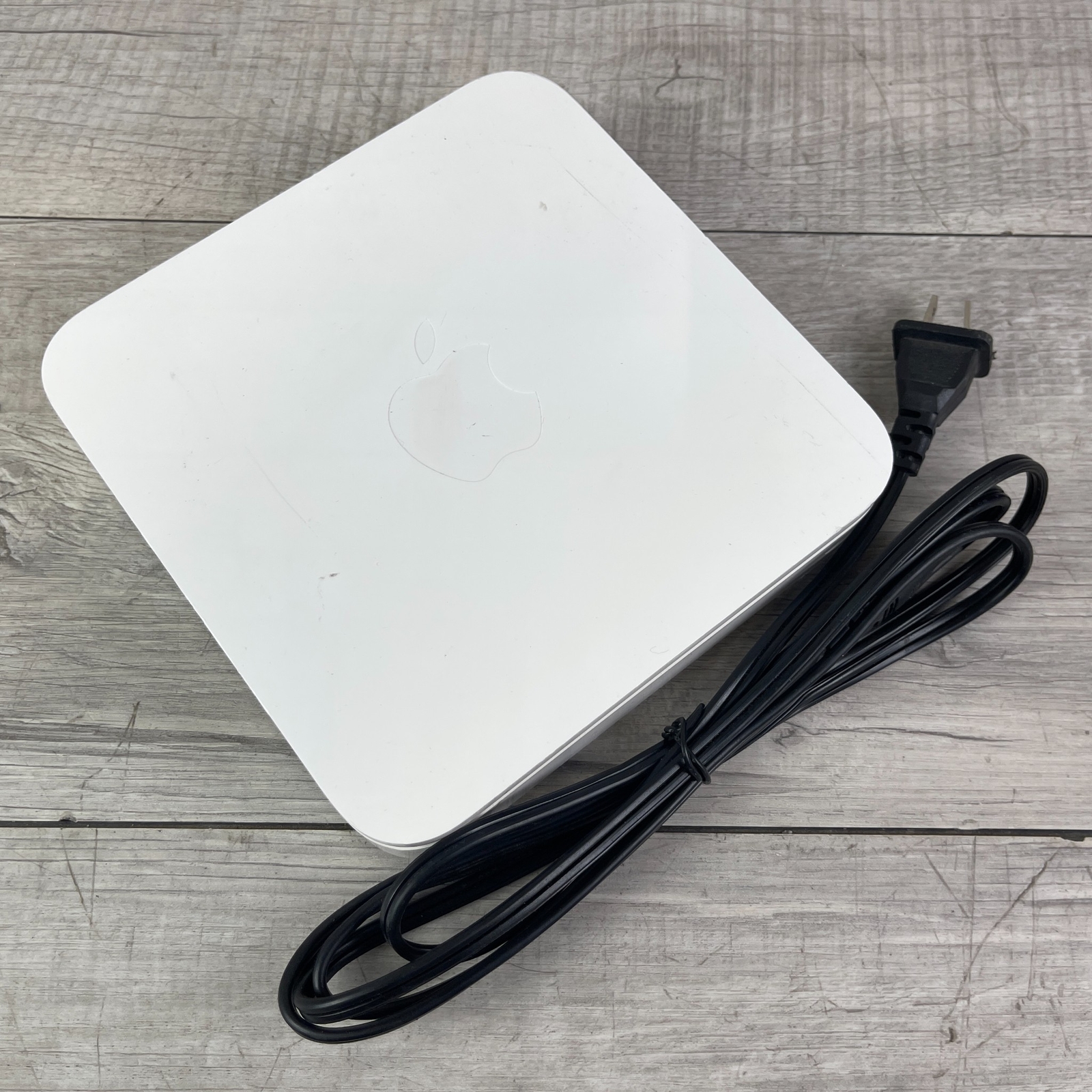 Apple Airport Extreme 5th Gen A1408 White 802.11n Wireless Wi-Fi Base ...