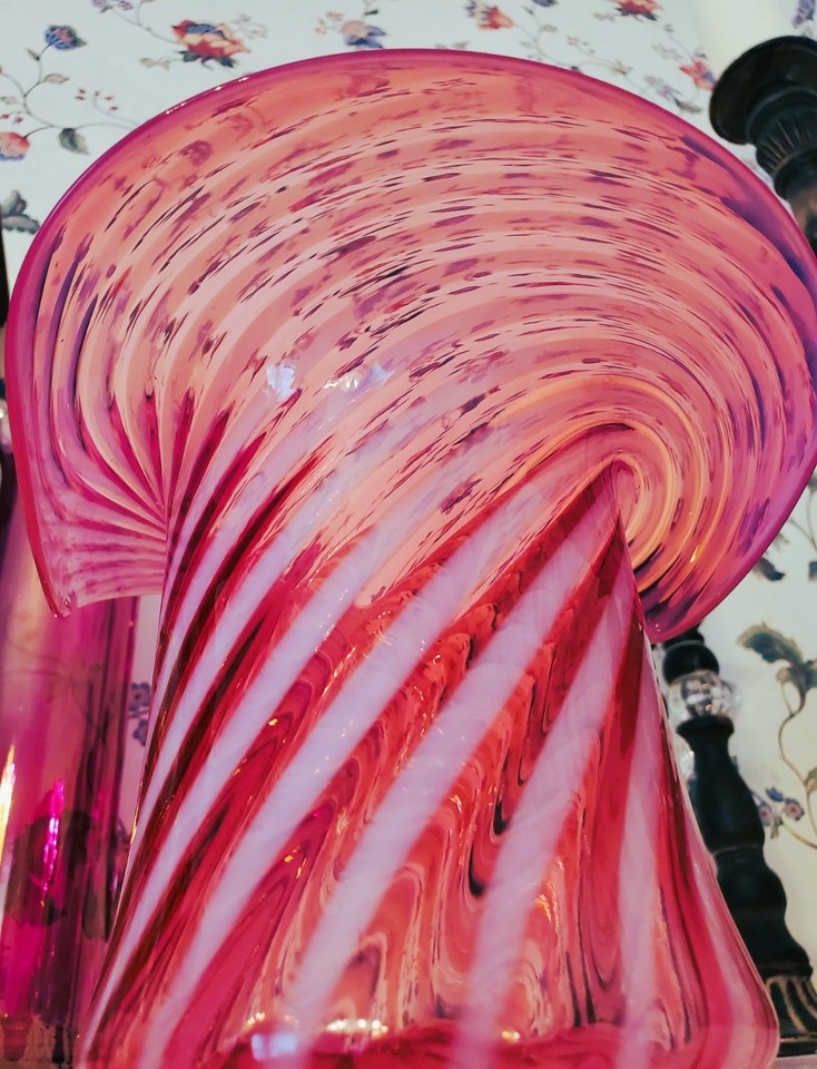 Vintage Fenton Cranberry Opalescent Swirl Optic 9-inch Top Hat Large | eBay