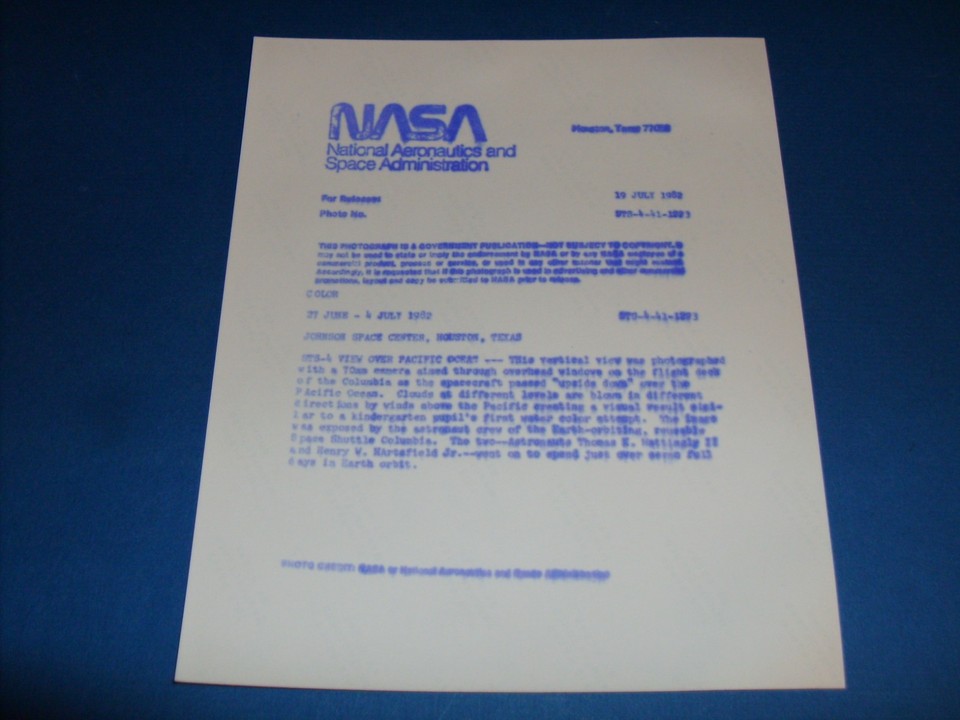 NASA STS-4 VIEW OVER PACIFIC OCEAN SPACE SHUTTLE COLUMBIA SERIAL NUMBER ...