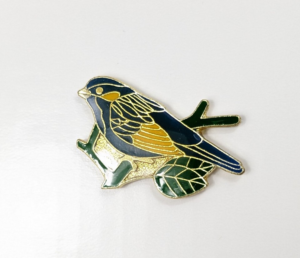 Bluebird Sialia Swainson Lapel Pin Hat Tac Backpack Flair Good Luck VTG ...