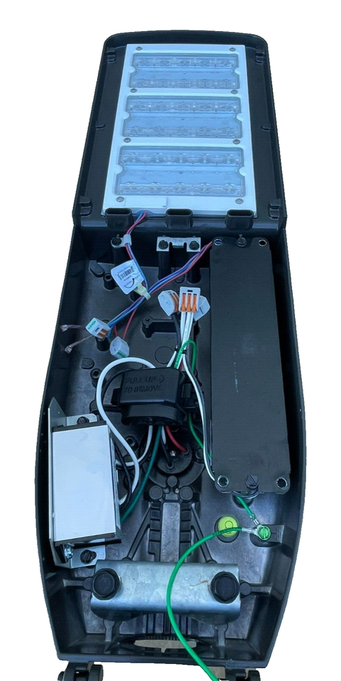 American Electric Lighting ATB0 30BLEDE70 MVOLT R2 5K LED Roadway ...