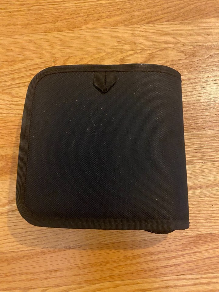 Small Soft CD Carry Case Black Storage Holder Holds 32 DVD Blu-ray Disc ...