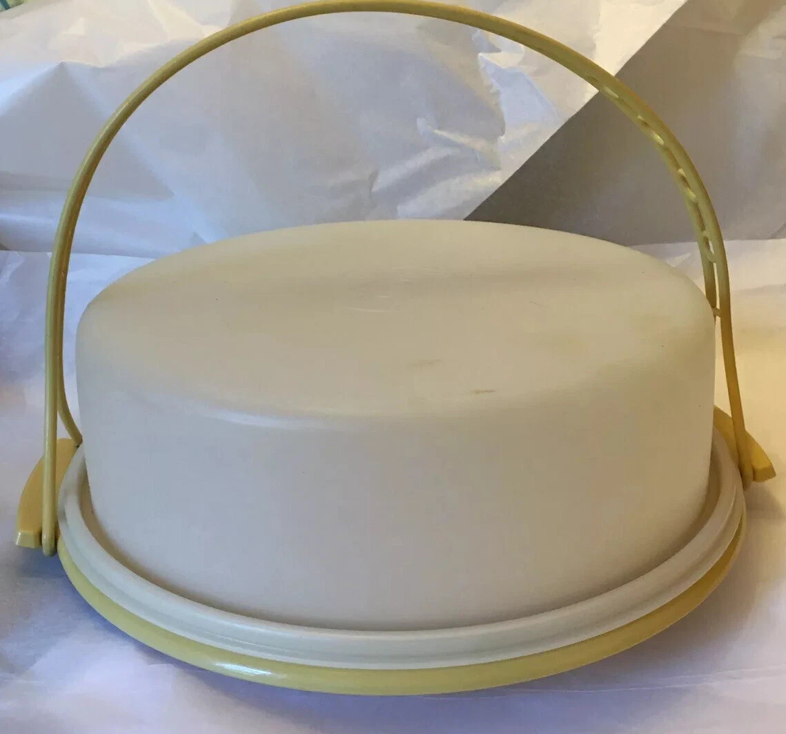 Usmail Carrrier Cake