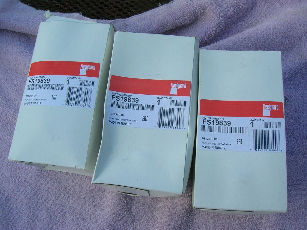 FLEETGUARD FS19839 - Fuel filter cross reference