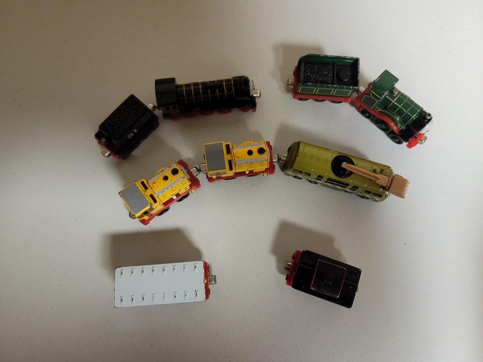 Thomas Take Along Diecast Lot Bill Ben Diesel 10 Hiro Emily Red Caboose ...