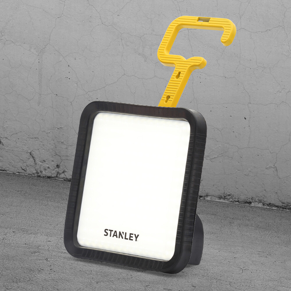 Stanley Ip44 Moritz Led Battery Powered Floodlight Litecraft
