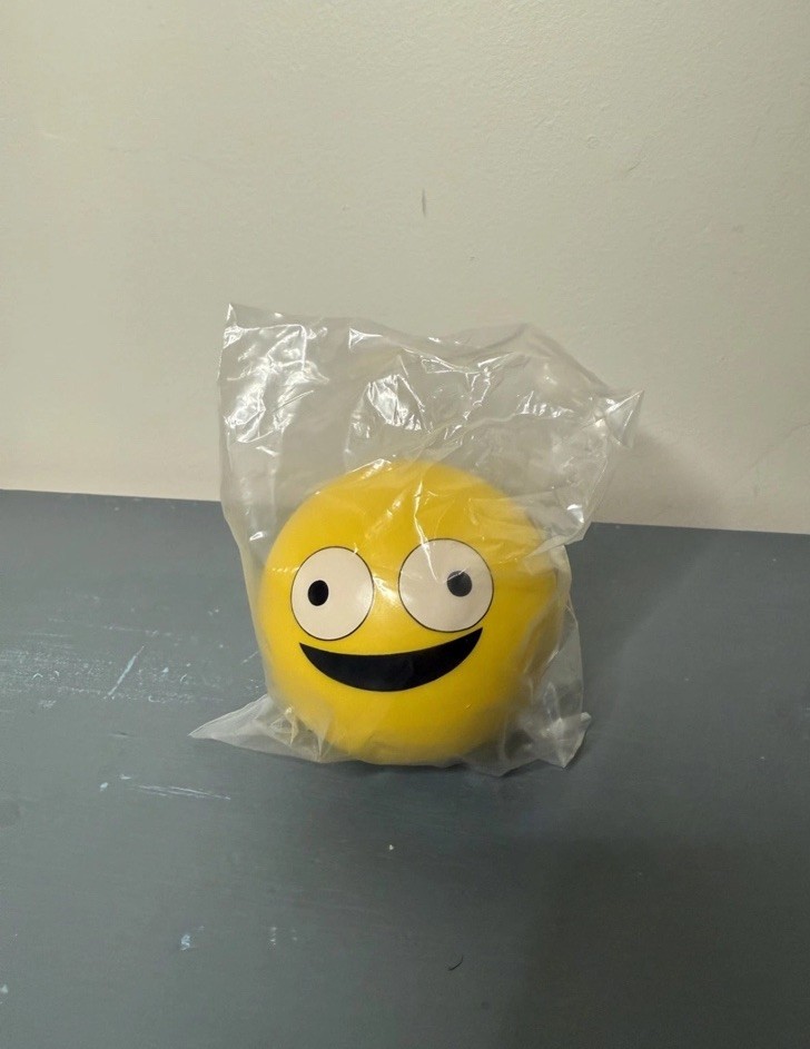2025 SMILING FRIENDS VINYL FIGURES EXCLUSIVE MASTER SET PINS COMPLETE ...