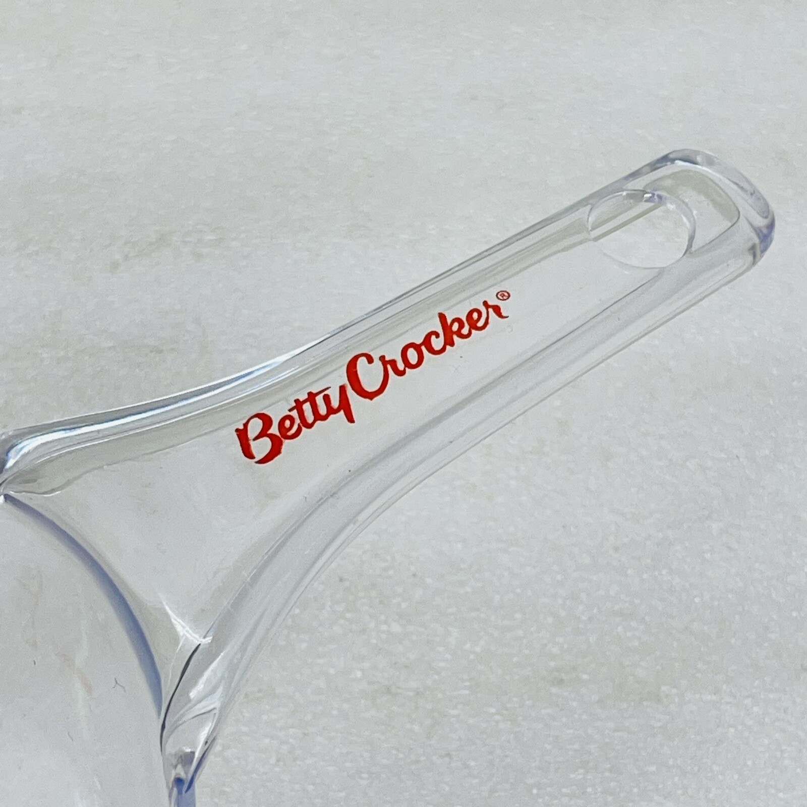 Betty Crocker EZ Read Red Writing Plastic 2-Cup Measure 16-oz 500ml ...