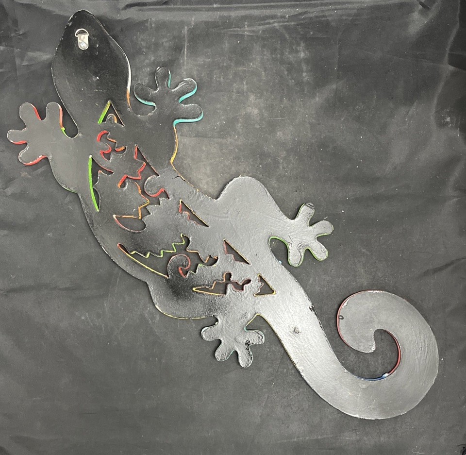 Wooden Hand-painted Lizard Wall Decoration C0909204 | eBay